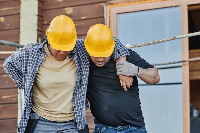 What Are Some Common Injuries In Construction?